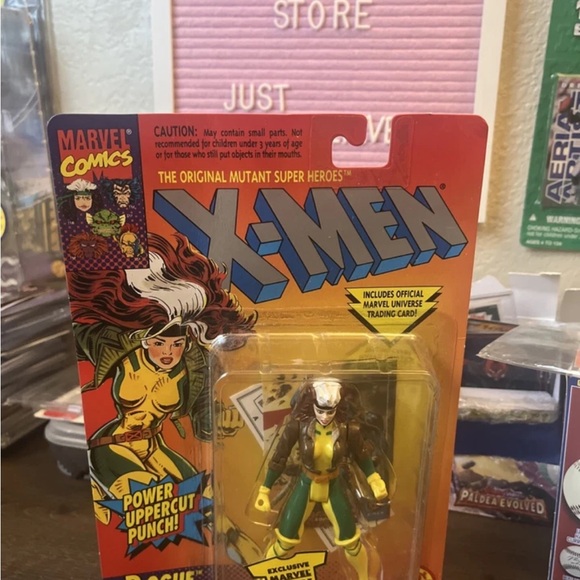 Marvel | Toys | Marvel Xmen Rogue Figure With Yellow And Green Costume ...